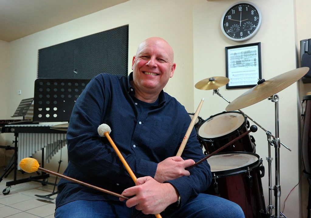 Christopher Baka: Ο άνθρωπος ο οποίος δίνει... ρυθμό στην Καβάλα από το ...