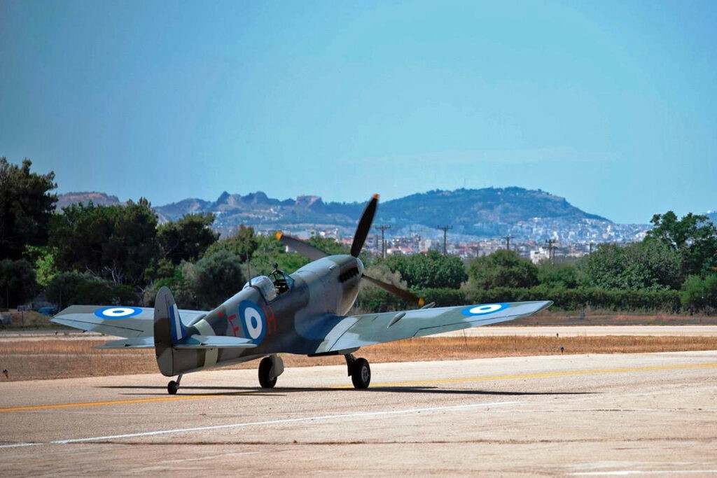 Η Ιστορία συνεχίζεται. Ξανά στους ελληνικούς ουρανούς το θρυλικό ...