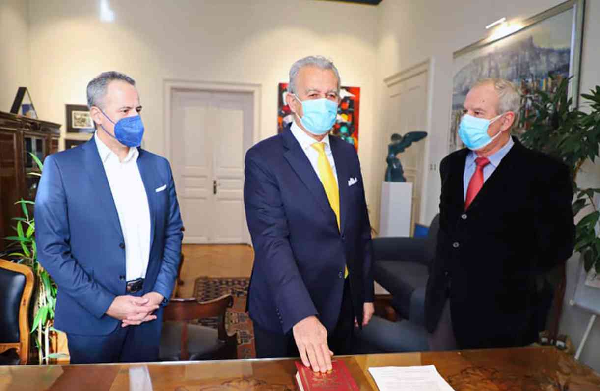 Δήμος Καβάλας: Ο Ανέστης Τσουρουκίδης ορκίστηκε δημοτικός σύμβουλος ...