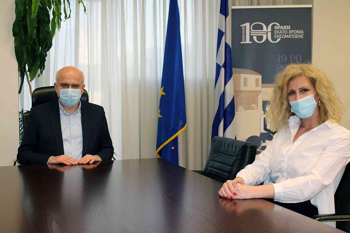 Περιφέρεια ΑΜ-Θ: Η Κατερίνα Φωτιάδου υπεύθυνη δημοσίων σχέσεων και ...