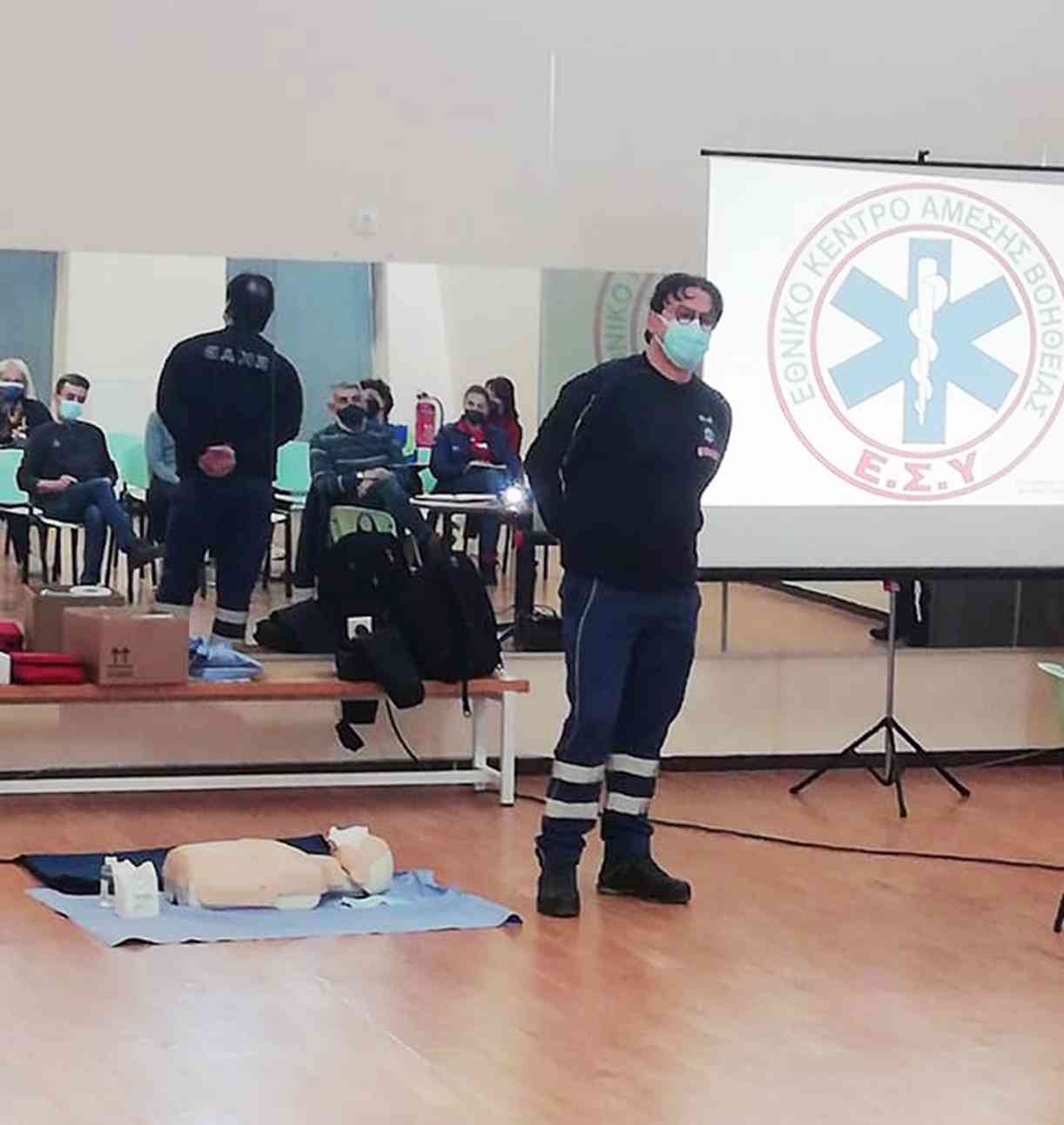 Δήμος Καβάλας-ΕΚΑΒ Καβάλας: Σεμινάριο ζωής με ΚΑΡΠΑ και χρήση απινιδωτή ...