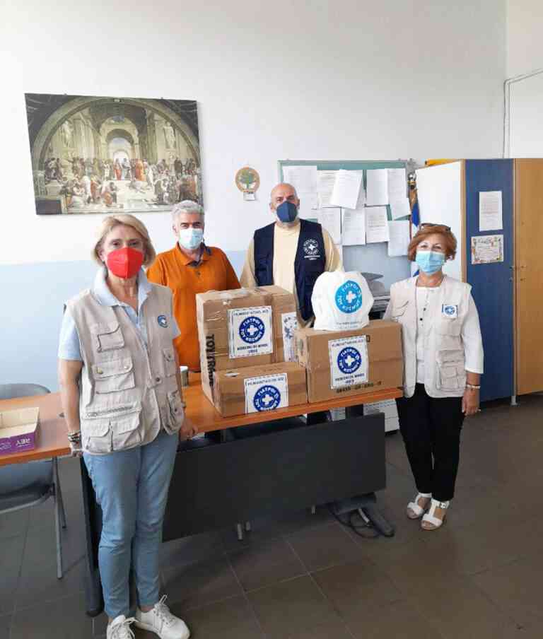 Γιατροί του Κόσμου: Ενημέρωση για τη σωστή υγιεινή των δοντιών στο 1ο ...