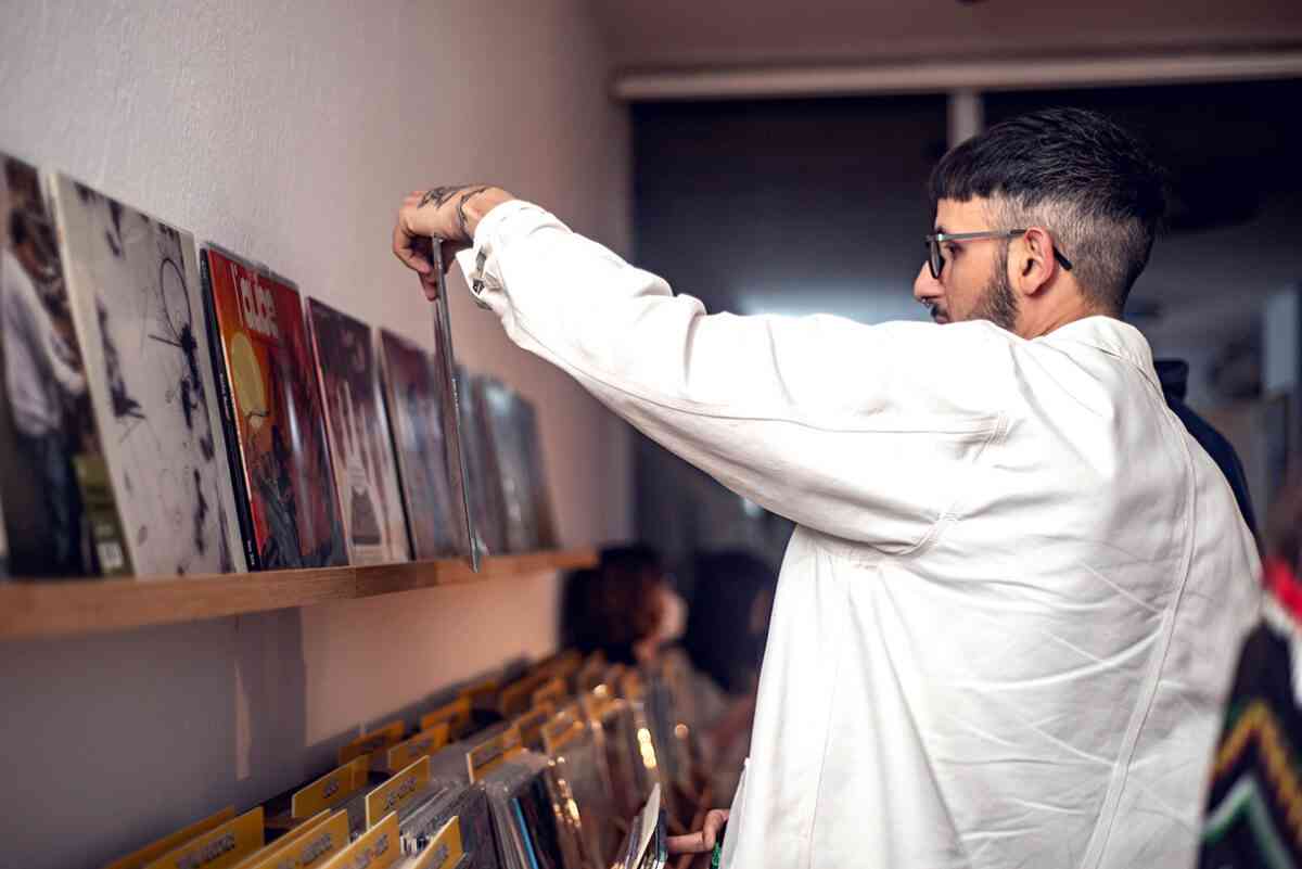 Nekubi: Η «γέννηση» ενός νέου εικαστικού πολυχώρου [φωτογραφίες ...