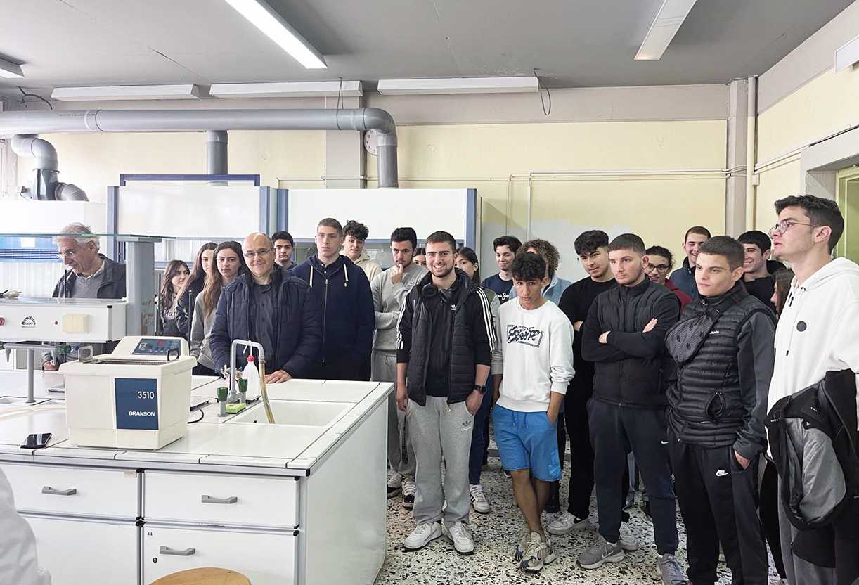 2ο ΓΕΛ Καβάλας: Επίσκεψη γνωριμίας στο ΔΙΠΑΕ της Καβάλας - KAVALA POST