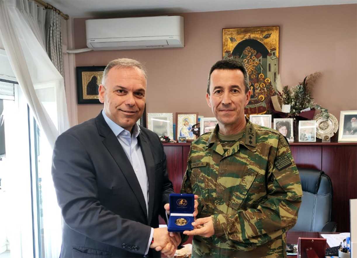 Επίσκεψη γνωριμίας του Διοικητή της 20ης Τεθωρακισμένης Μεραρχίας στον ...