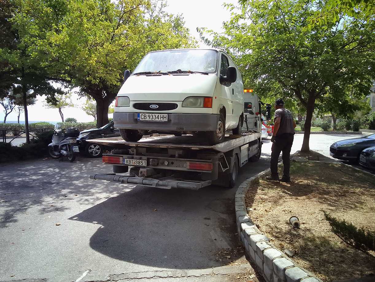 Δήμος Καβάλας: Ακόμα πέντε αυτοκίνητα και μια μοτοσικλέτα εκτός δρόμου ...